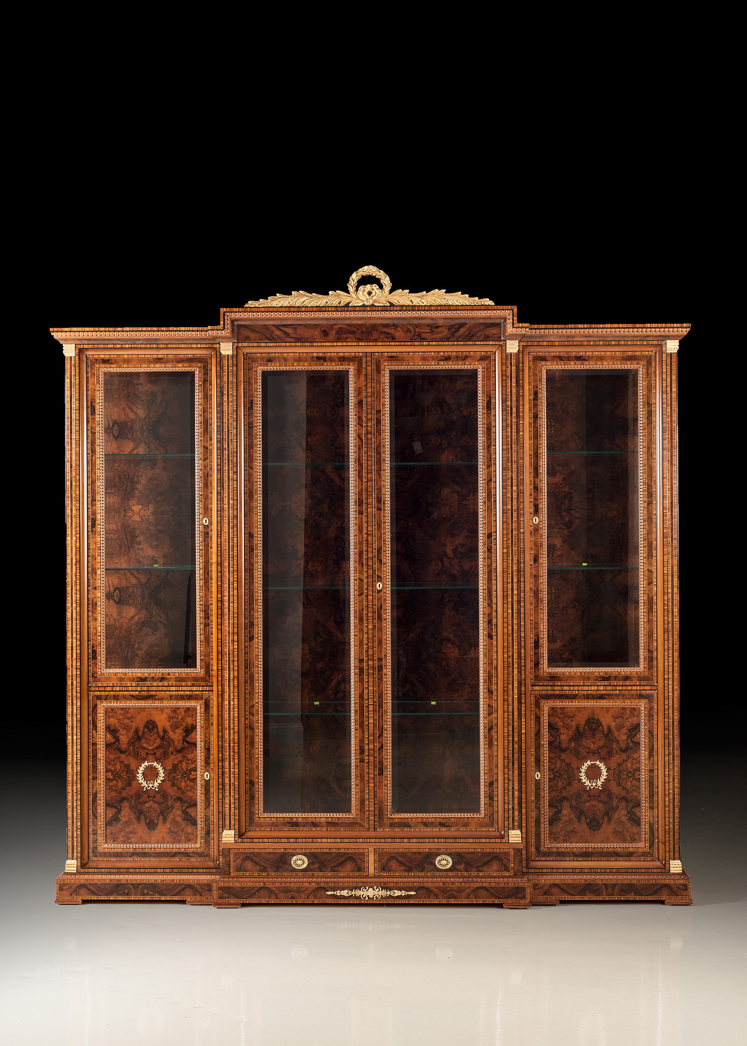 David Michael Display Stand | Wayfair